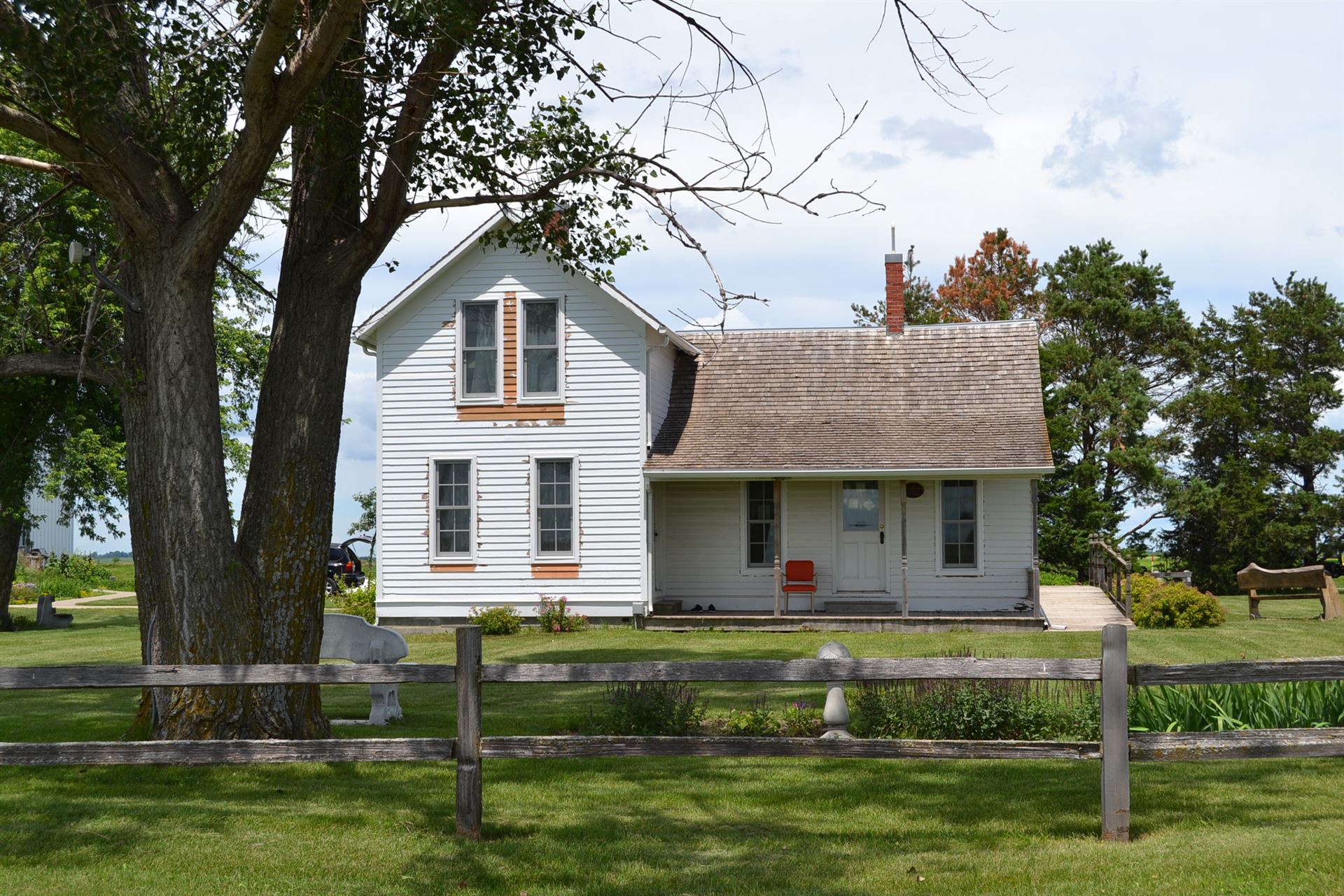 Locations Hub - Wallace Centers of Iowa - 2 Wallace farm house