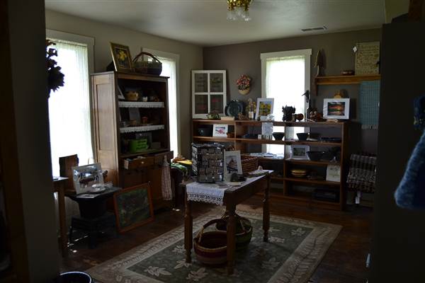 Locations Hub - Wallace Centers of Iowa - 2 Wallace farm house