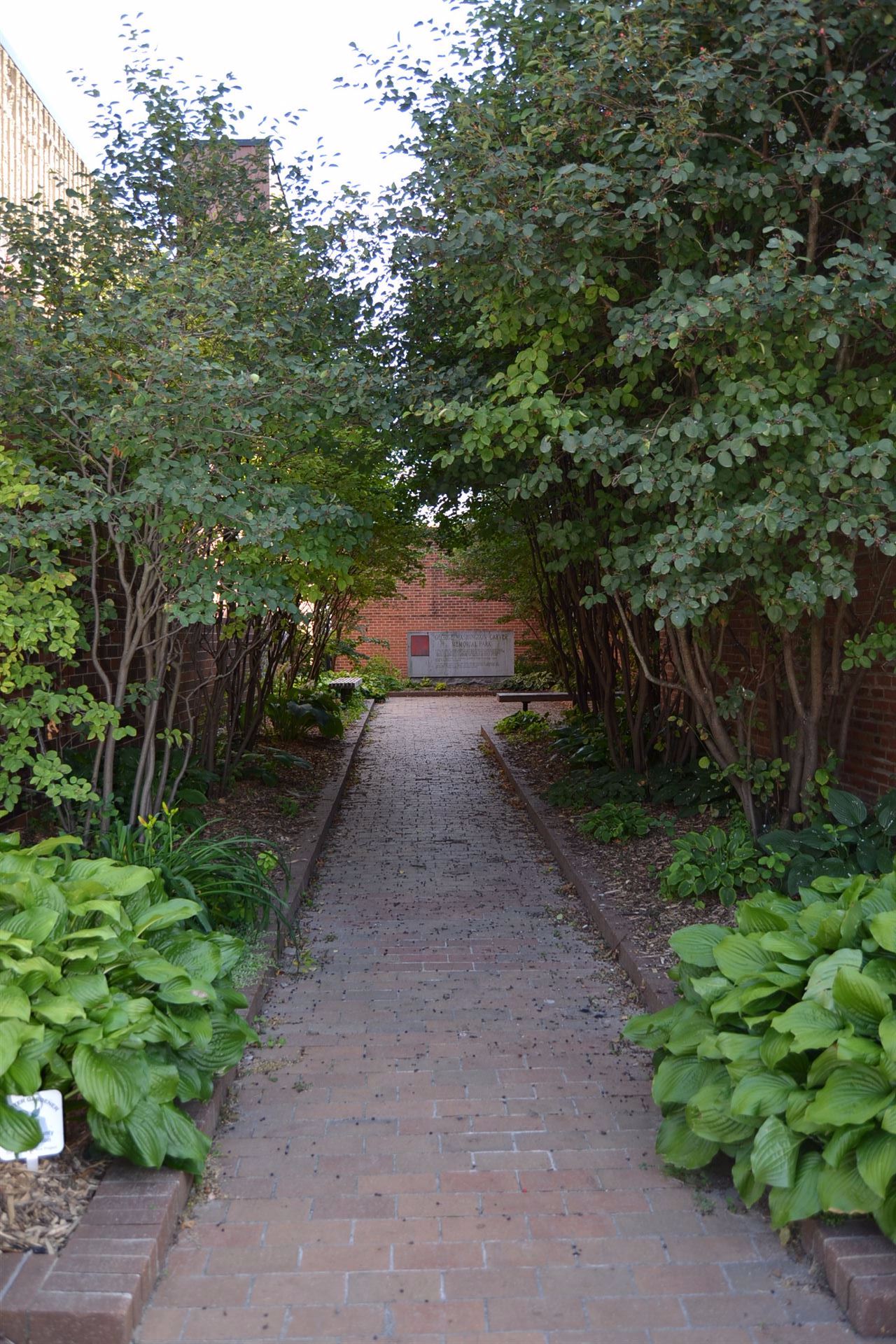 Locations Hub - Winterset Town Square streetscape 2