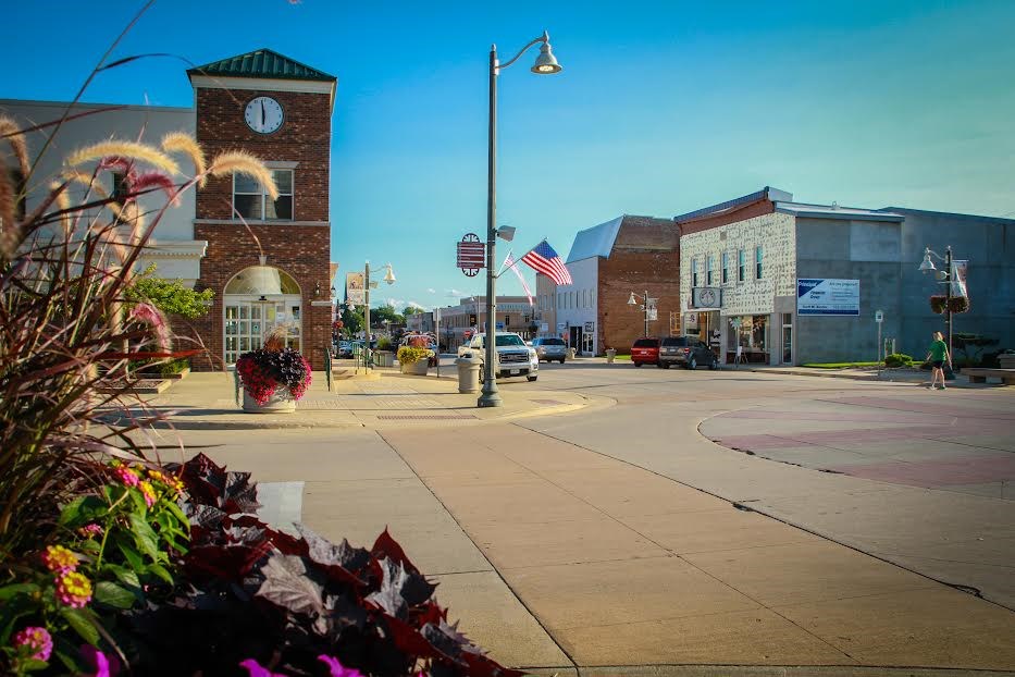 Locations Hub - Downtown DeWitt