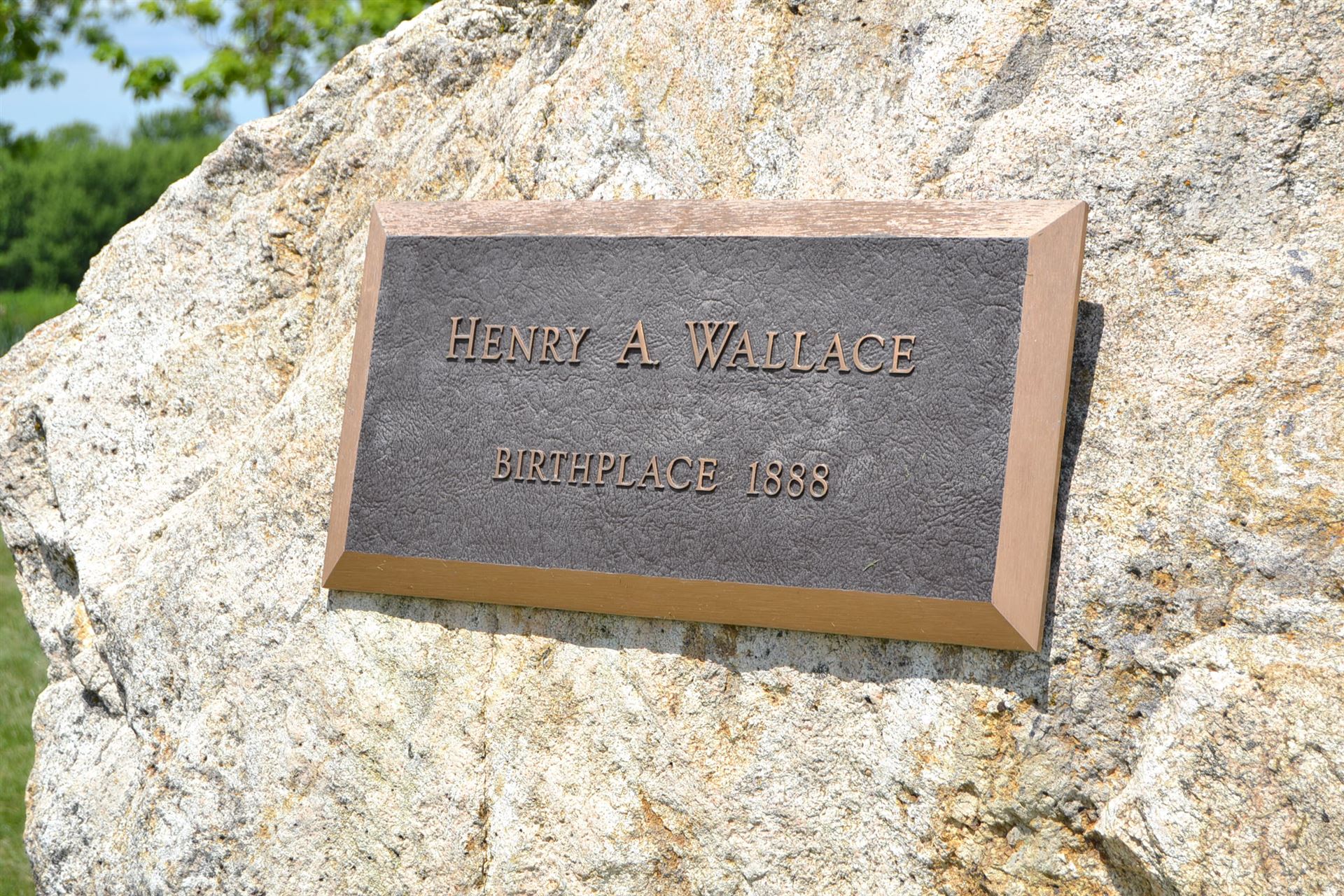 Locations Hub - Wallace Centers of Iowa - 2 Wallace farm house